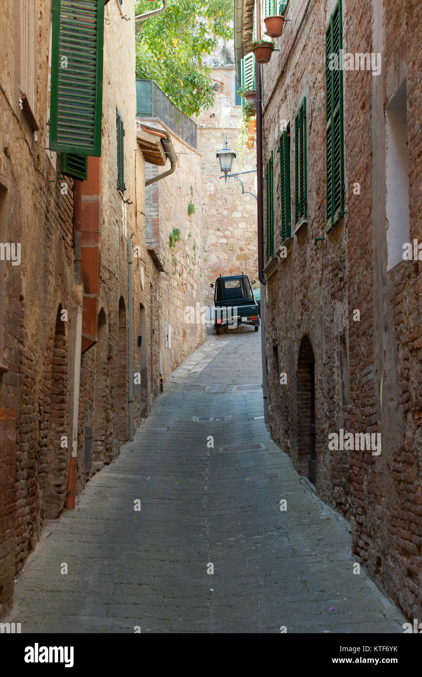 the narrow street in the Tuscan town Stock Photo - Alamy