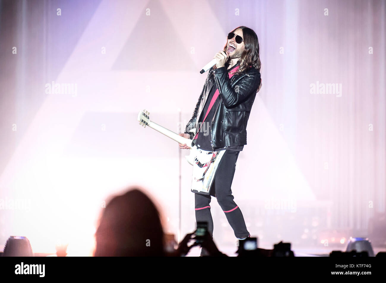 30 seconds to mars hi-res stock photography and images - Alamy