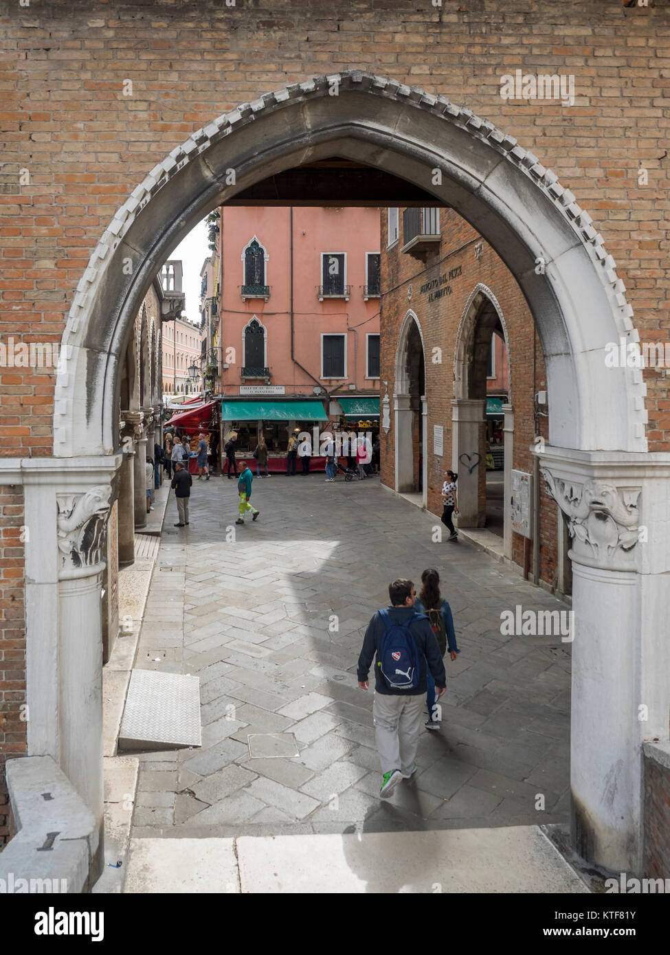 Through arch hi-res stock photography and images - Alamy