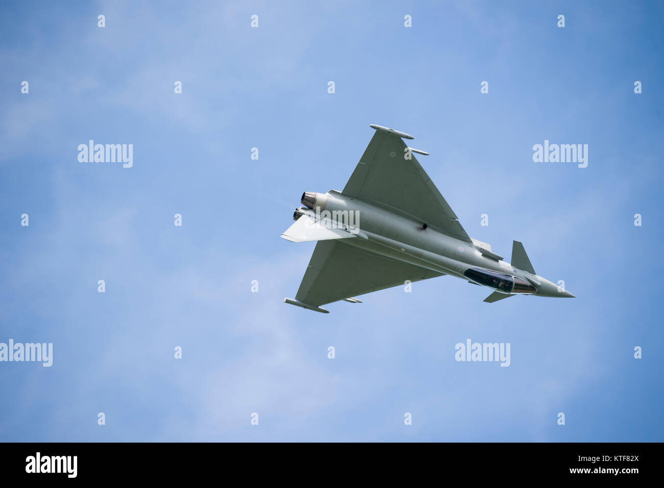 Eurofighter typhoon raf side hi-res stock photography and images - Alamy