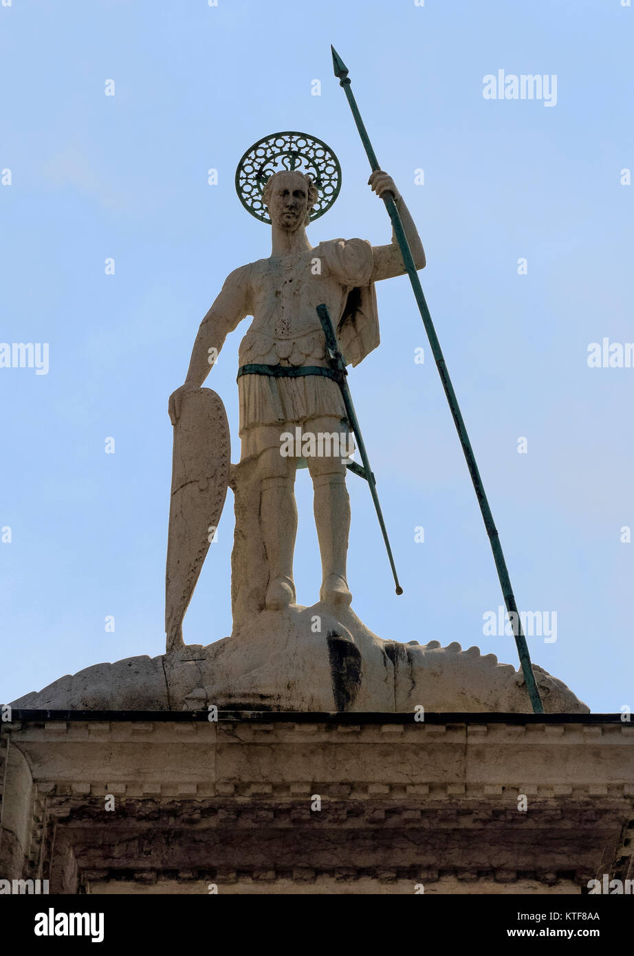 VENICE, ITALY SEPTEMBER - 13, 2017: Statue of Saint Theodore on Column ...