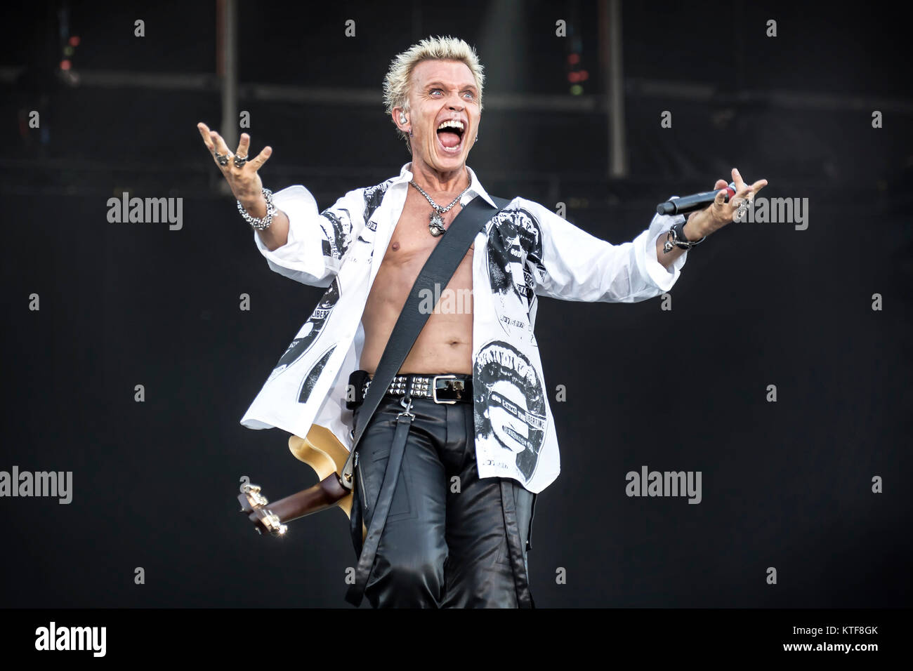 Billy Idol, the English singer and songwriter, performs a live concert ...