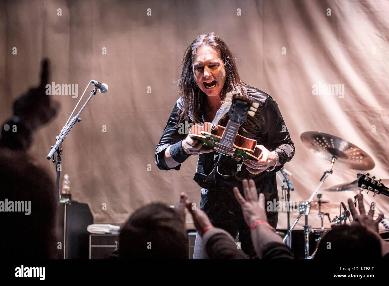 The American hard rock band Black Star Riders consists of band members ...