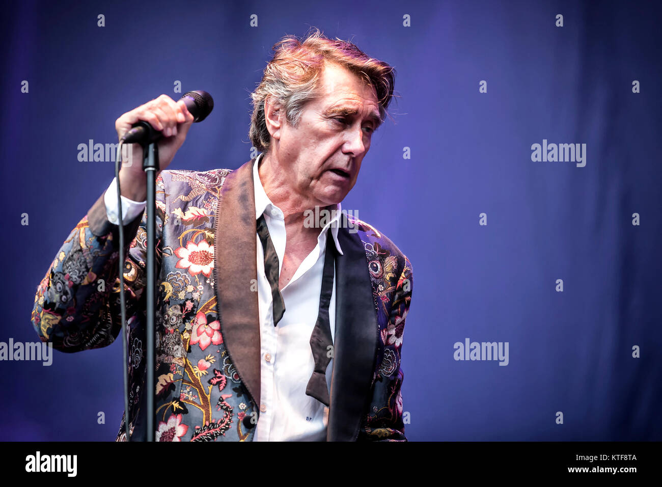 Bryan ferry hi-res stock photography and images - Alamy
