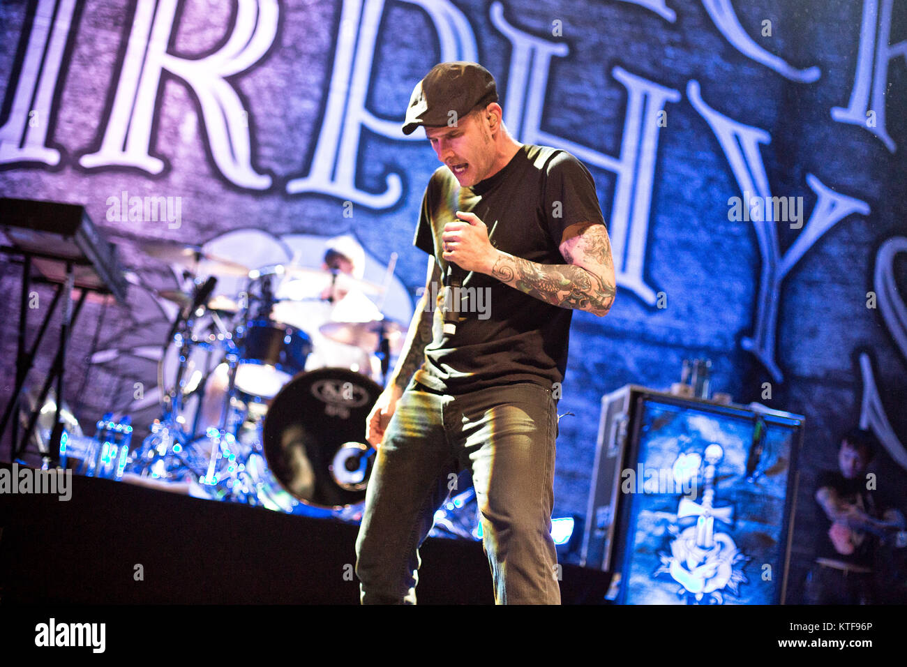 Dropkick murphys on stage hi-res stock photography and images - Alamy