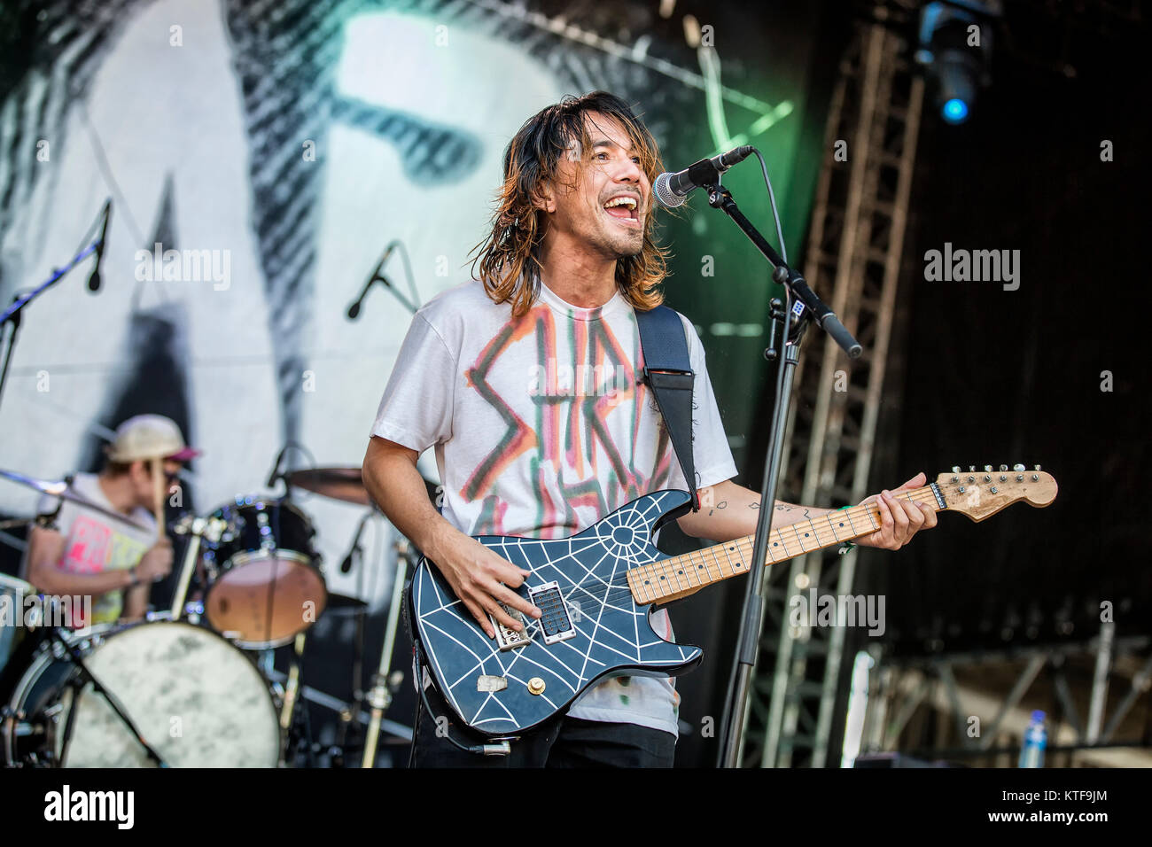Fidlar concert hi-res stock photography and images - Alamy