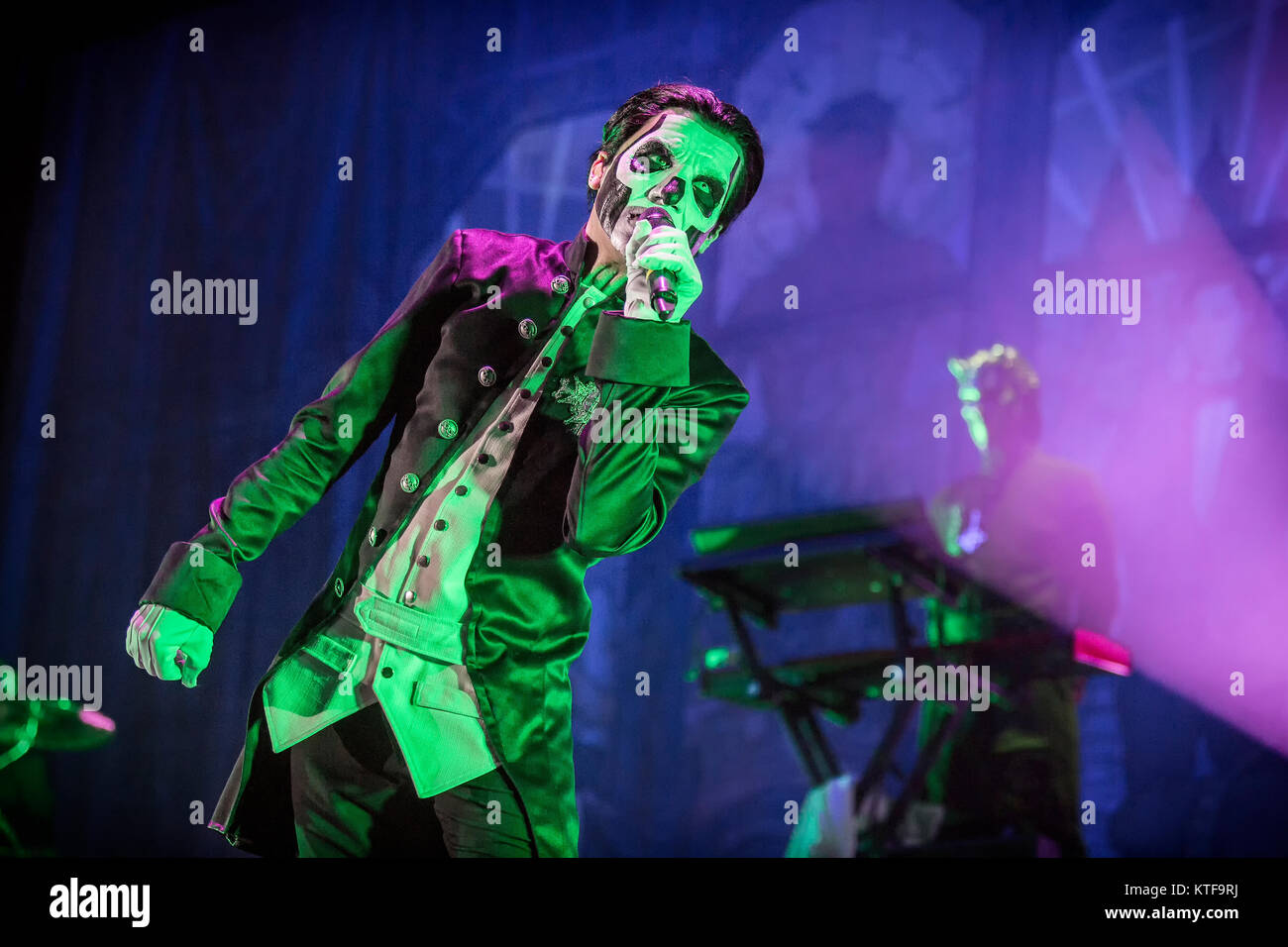Ghost band hi-res stock photography and images - Alamy