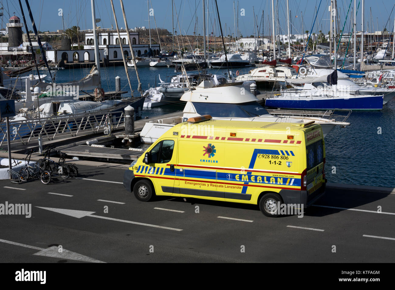 Spanish ambulance hi-res stock photography and images - Alamy