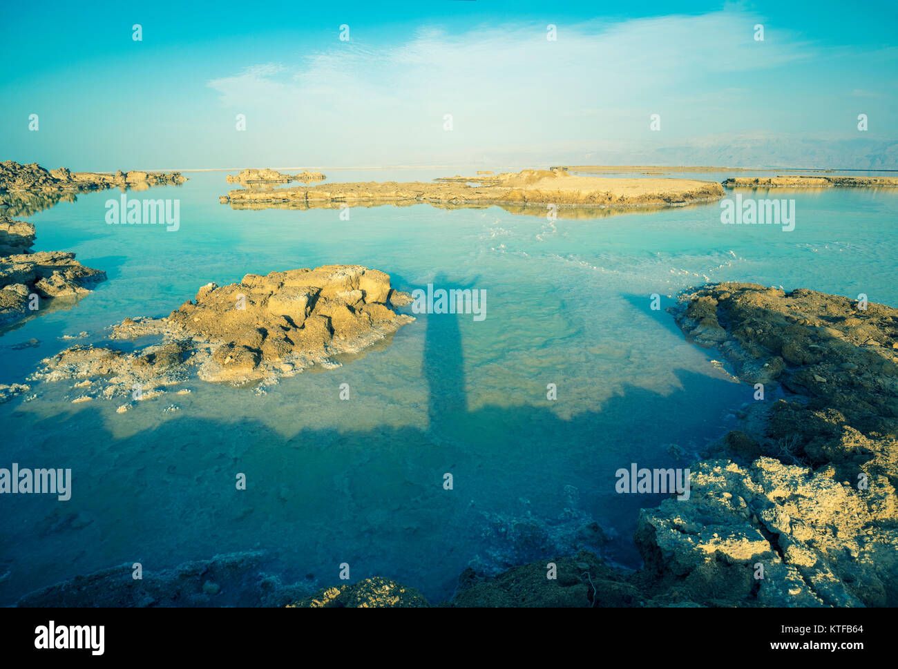 Dead person shore hi-res stock photography and images - Alamy