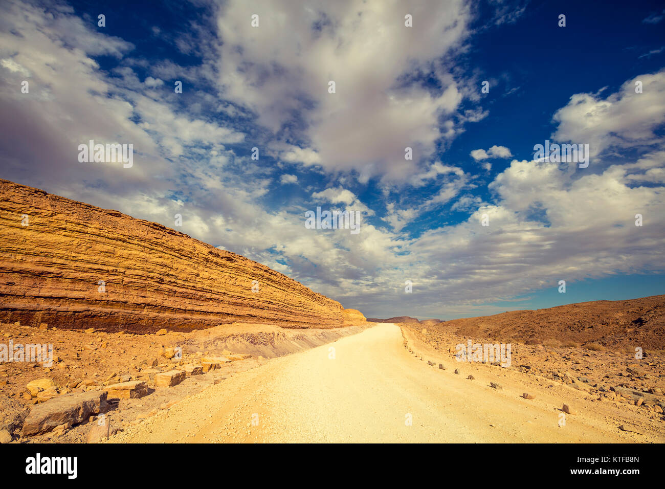 Dirt road in Makhtesh Ramon Crater, Negev desert, Israel Stock Photo ...