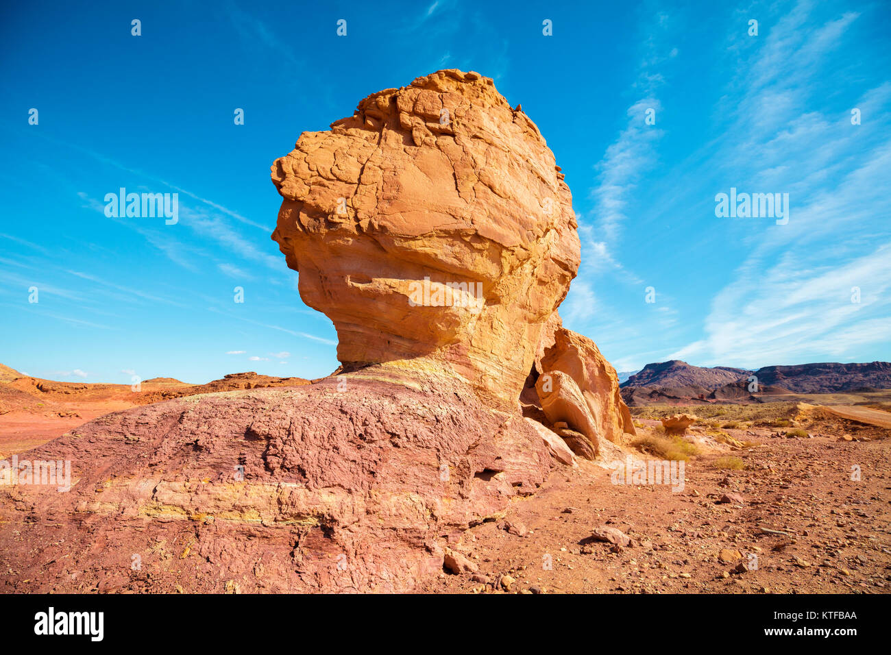 Wind erosion rock mushroom hi-res stock photography and images - Alamy