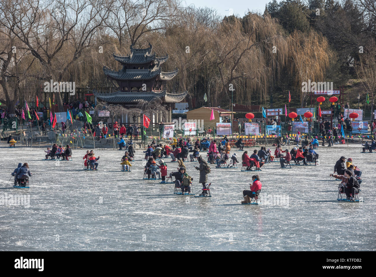 Chinese skating team hi-res stock photography and images - Alamy