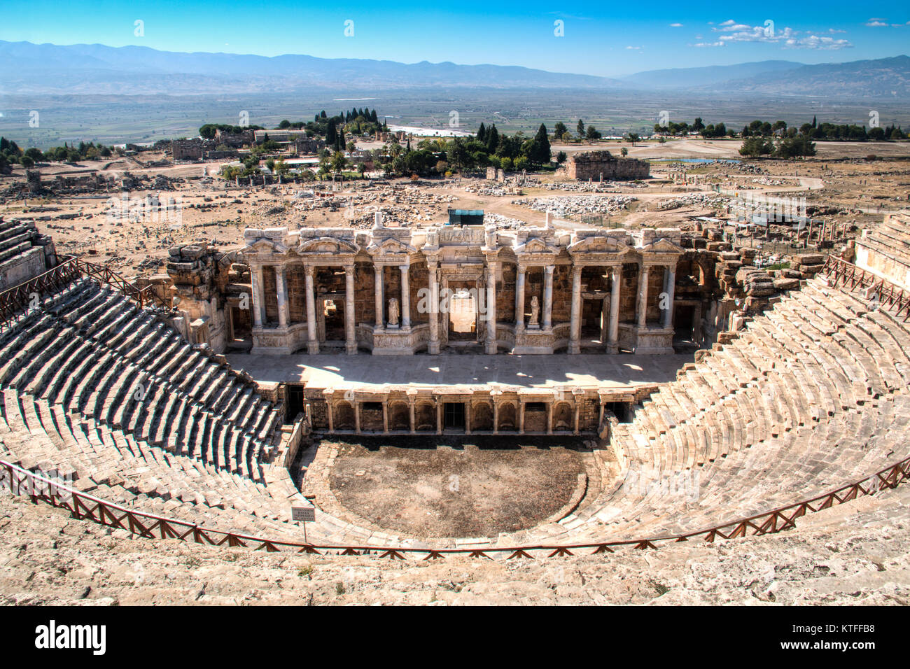 The ruins of the ancient Hierapolis city next to the travertine pools of Pamukkale, Turkey Stock ...