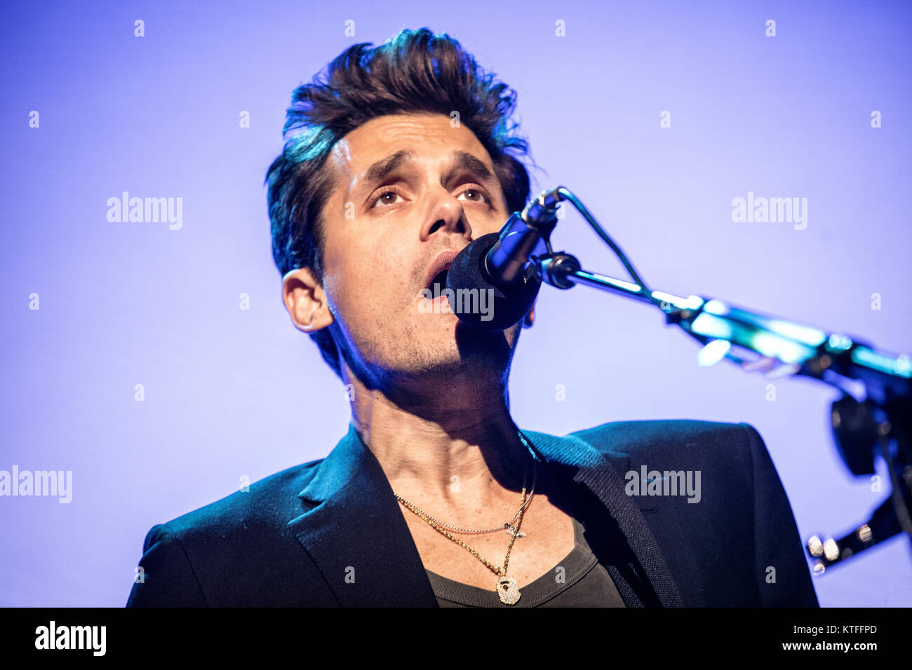 John mayer hi-res stock photography and images - Alamy