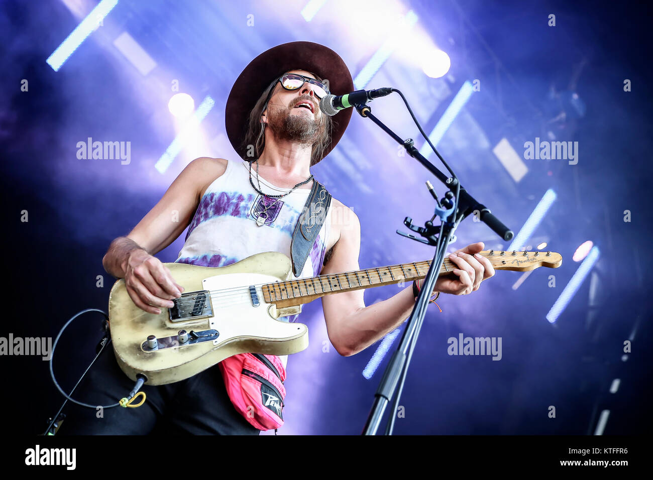 Jonathan spencer wilson hi-res stock photography and images - Alamy