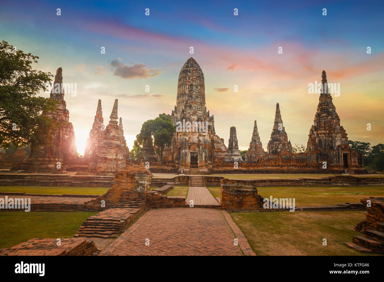 Wat Chaiwatthanaram Temple In Ayuthaya Historical Park A UNESCO World Wat Chaiwatthanaram Temple In Ayuthaya Historical Park A UNESCO World