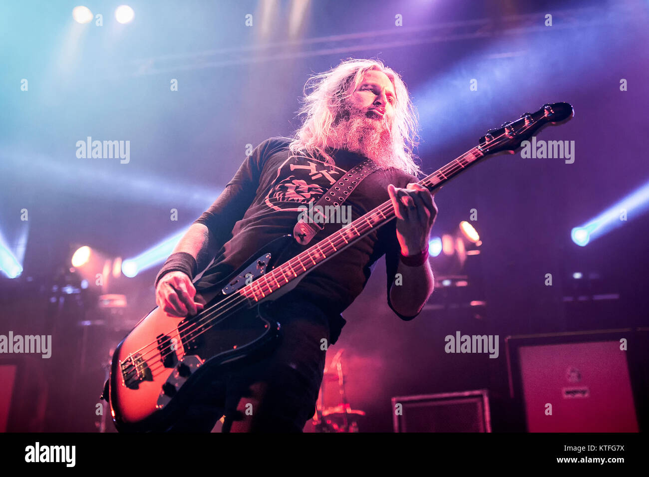 Troy sanders bassist singer mastodon live hi-res stock photography and ...
