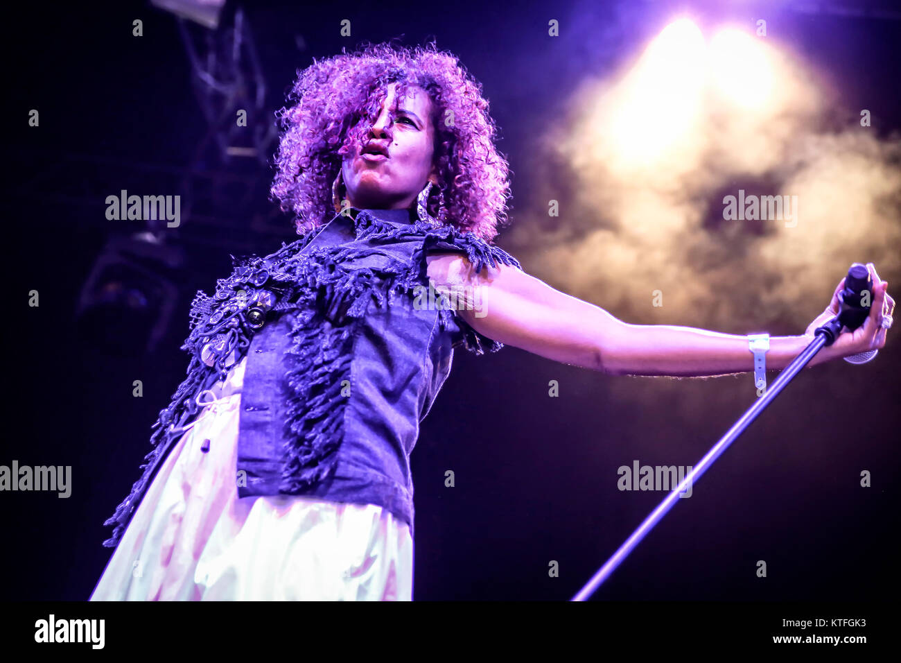 Neneh cherry hi-res stock photography and images - Alamy