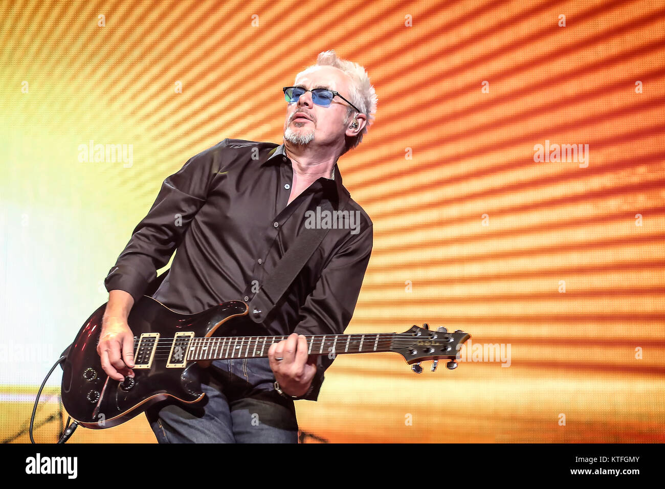 Nik kershaw hi-res stock photography and images - Alamy