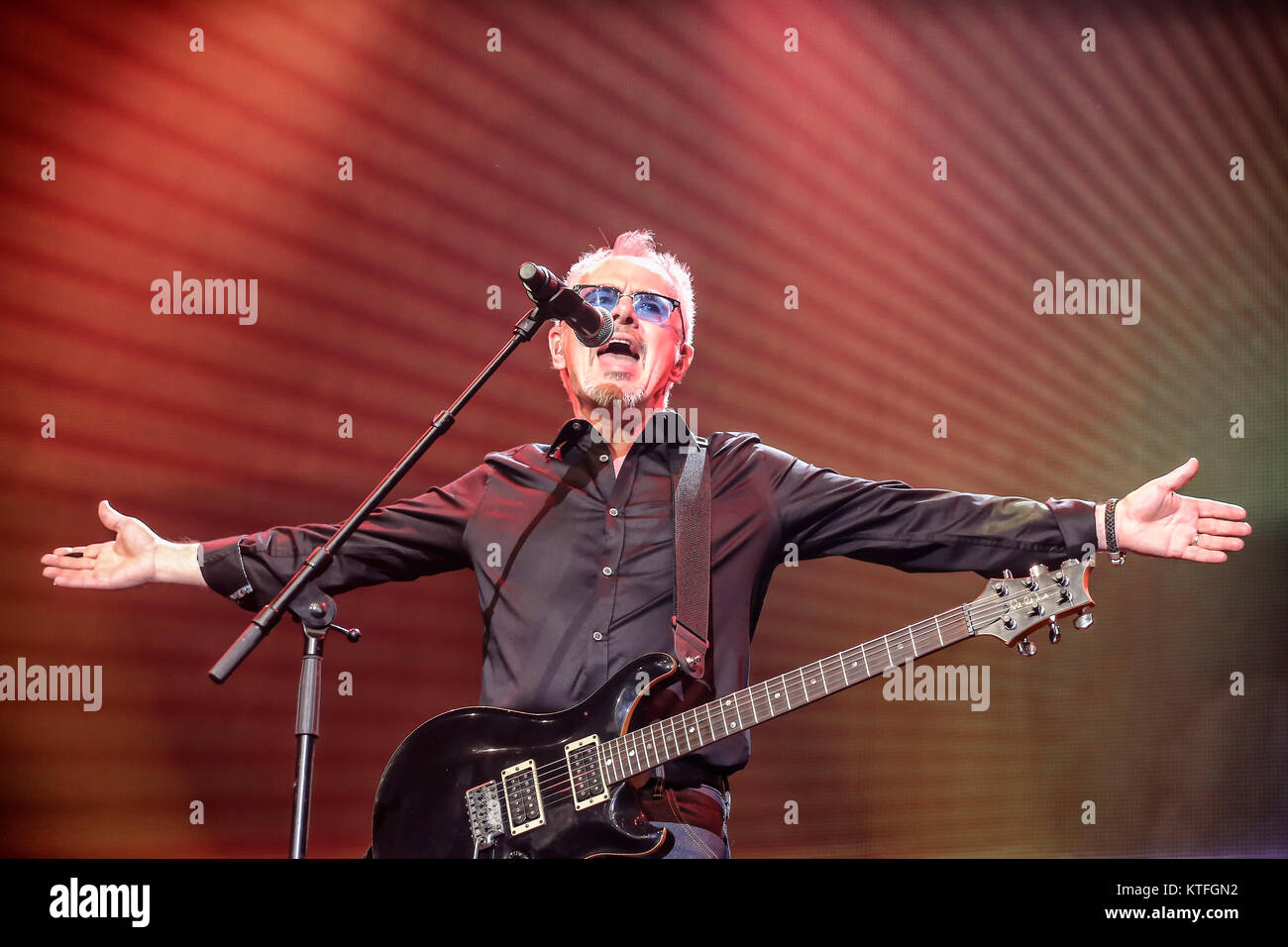 Nik kershaw hi-res stock photography and images - Alamy