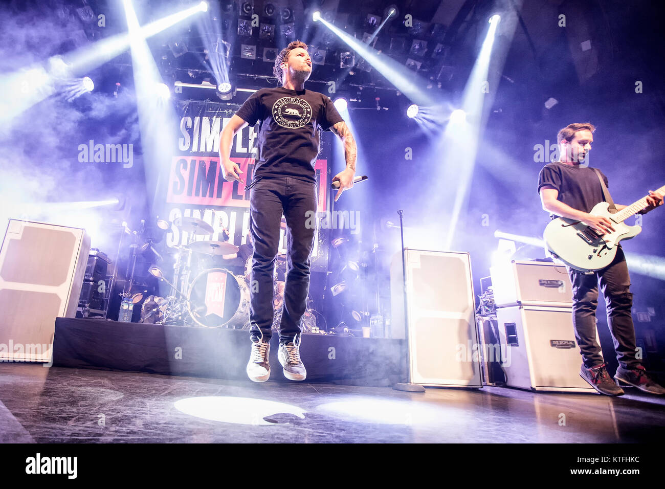 Canadian rock band simple plan hi-res stock photography and images - Alamy