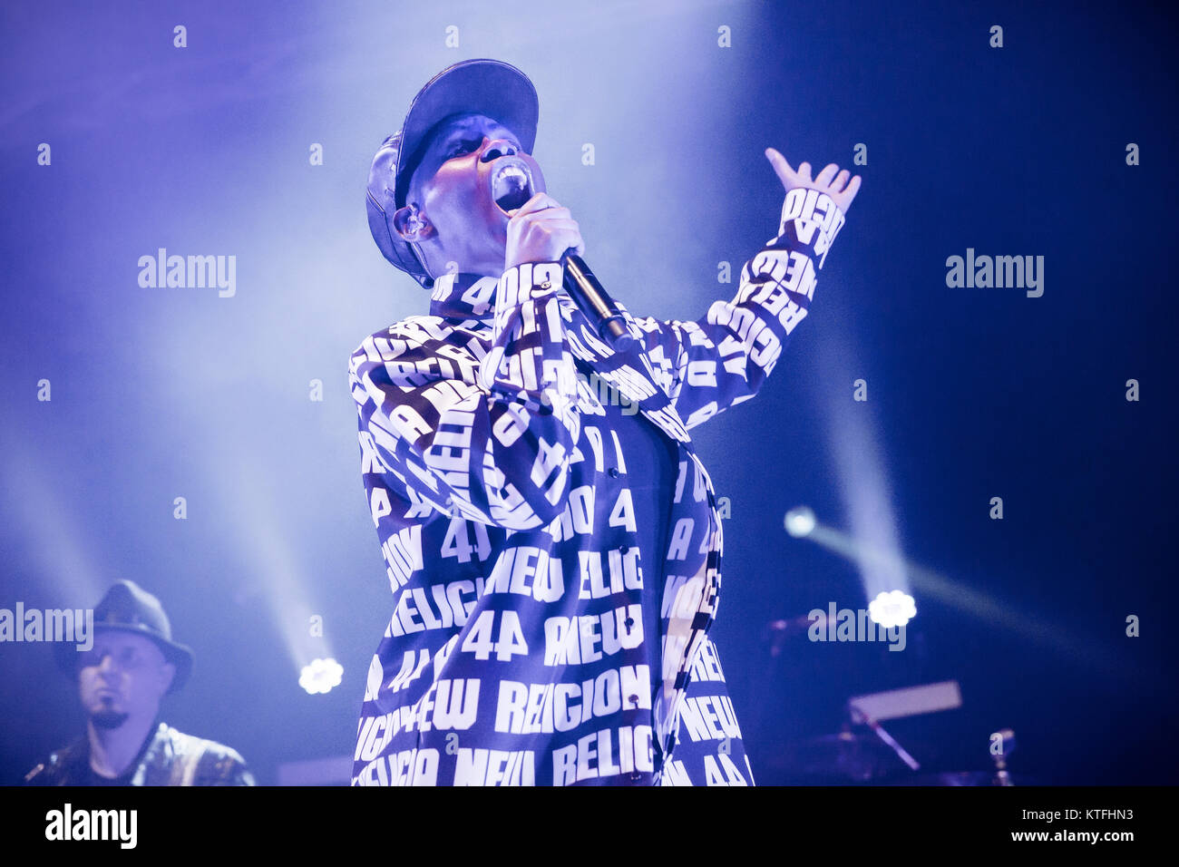 Skunk anansie live concert hi-res stock photography and images - Alamy