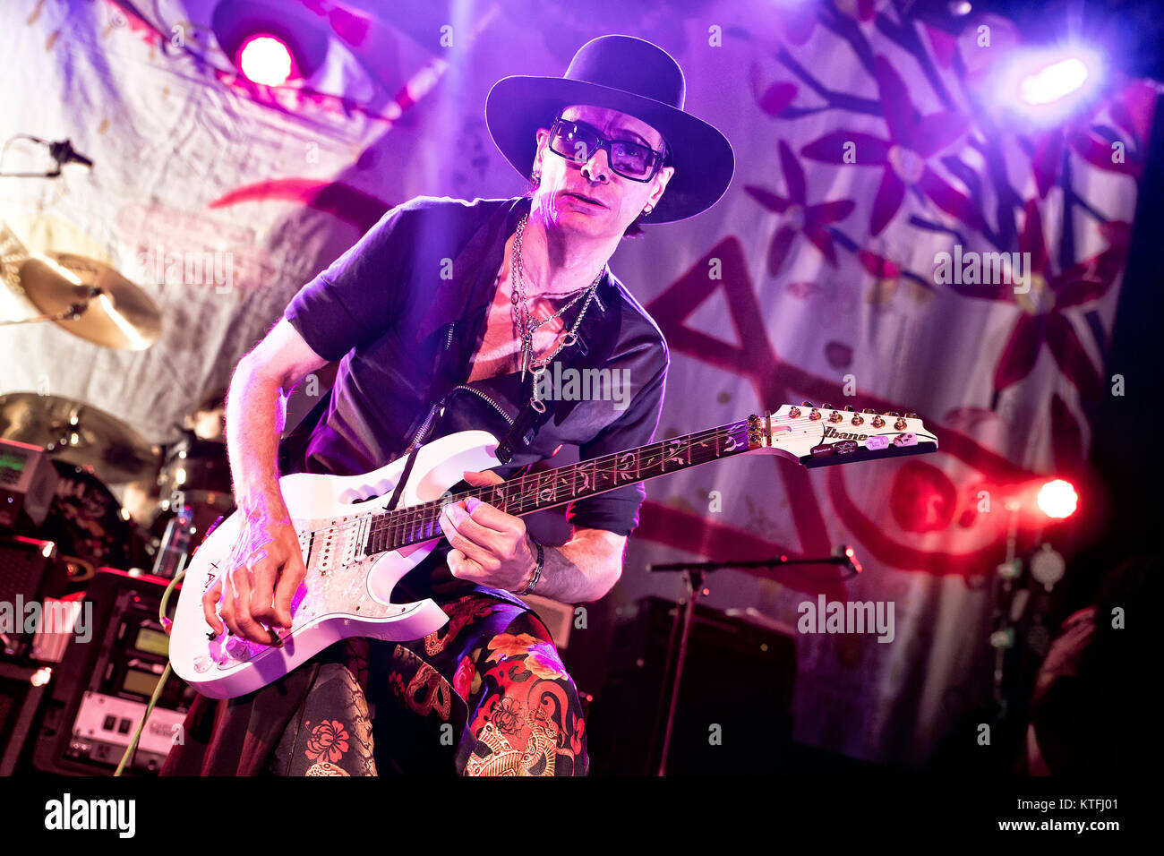 The American record producer, singer, musician and guitarist Steve Vai ...