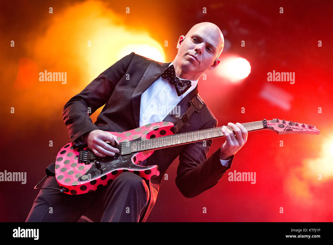 Josh rand guitar hi-res stock photography and images - Alamy