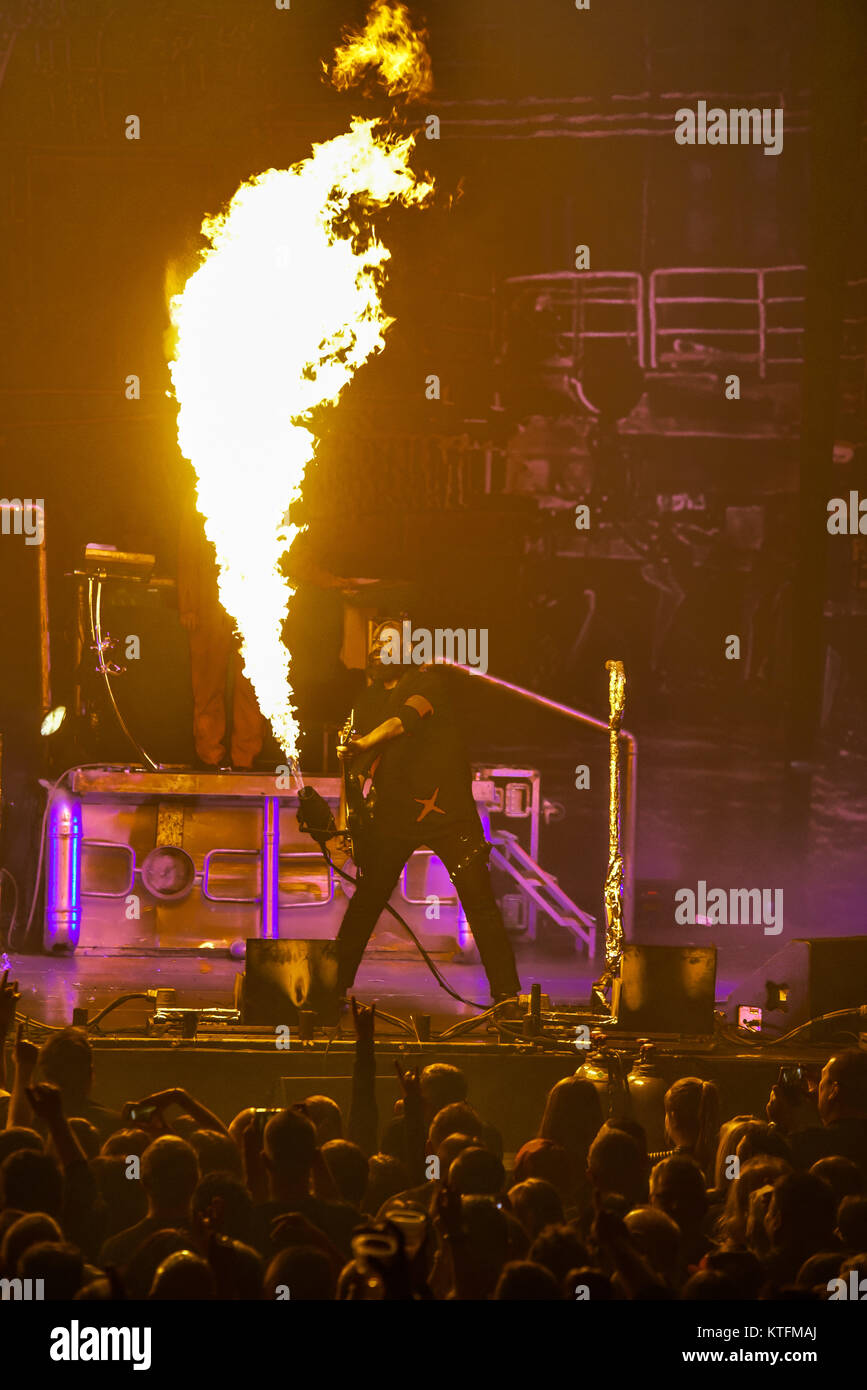 Live concert rammstein guitar hi-res stock photography and images - Alamy