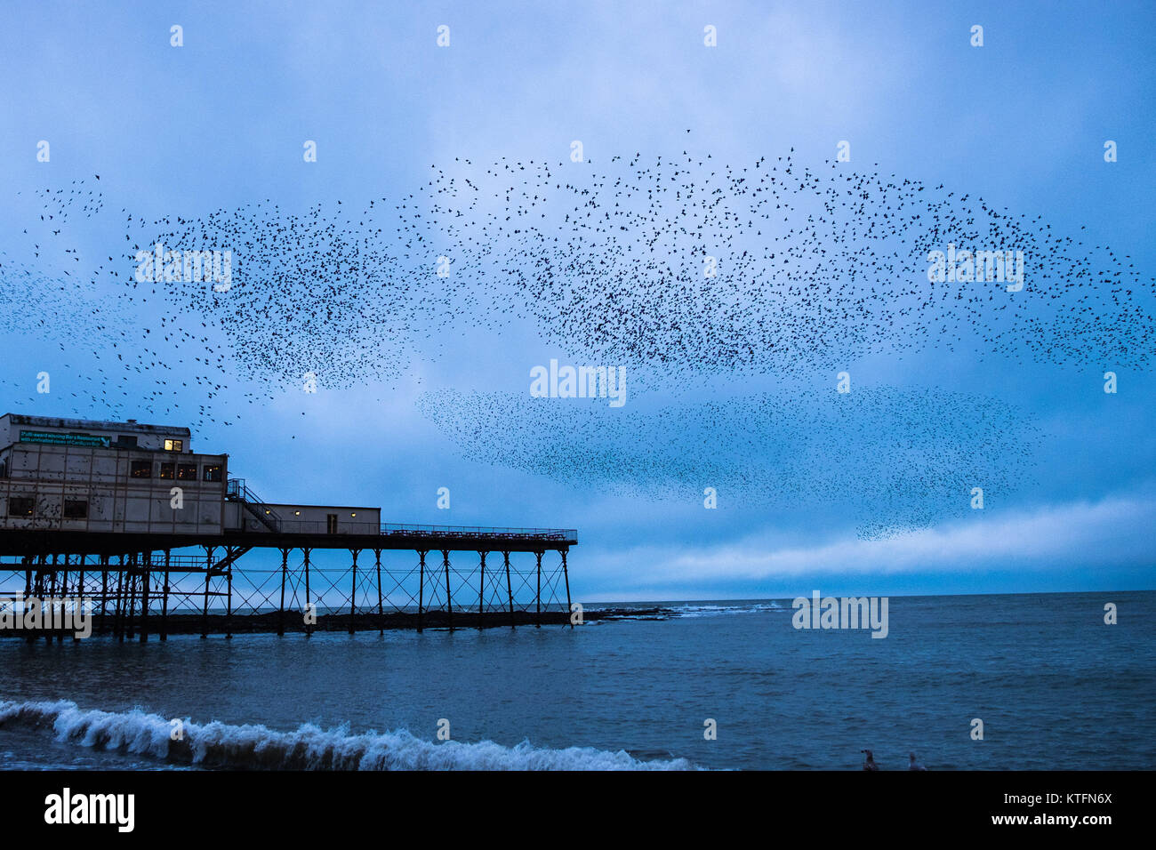 Aberystwyth Wales UK, Christmas Eve, Sunday 24 December 2017 UK Weather ...
