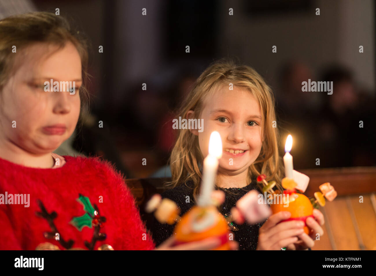 Christingle hi-res stock photography and images - Alamy