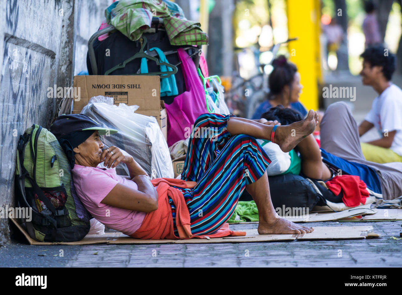 Cebu City, Philippines. 25th Dec, 2017. Homeless people along the ...