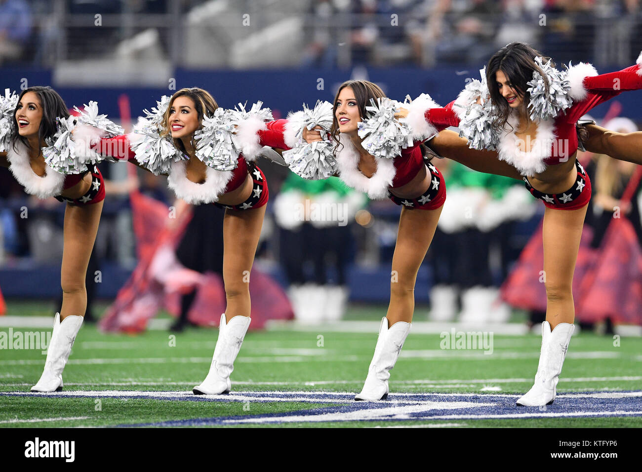 Dallas cowboys cheerleaders perform halftime hi-res stock photography ...