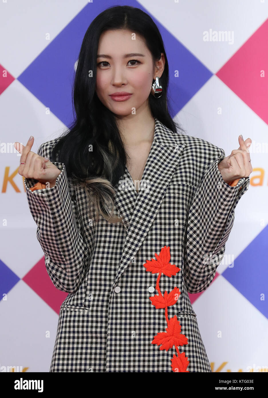 26th Dec, 2017. S. Korean singer Sun Mi South Korean singer Sun Mi ...