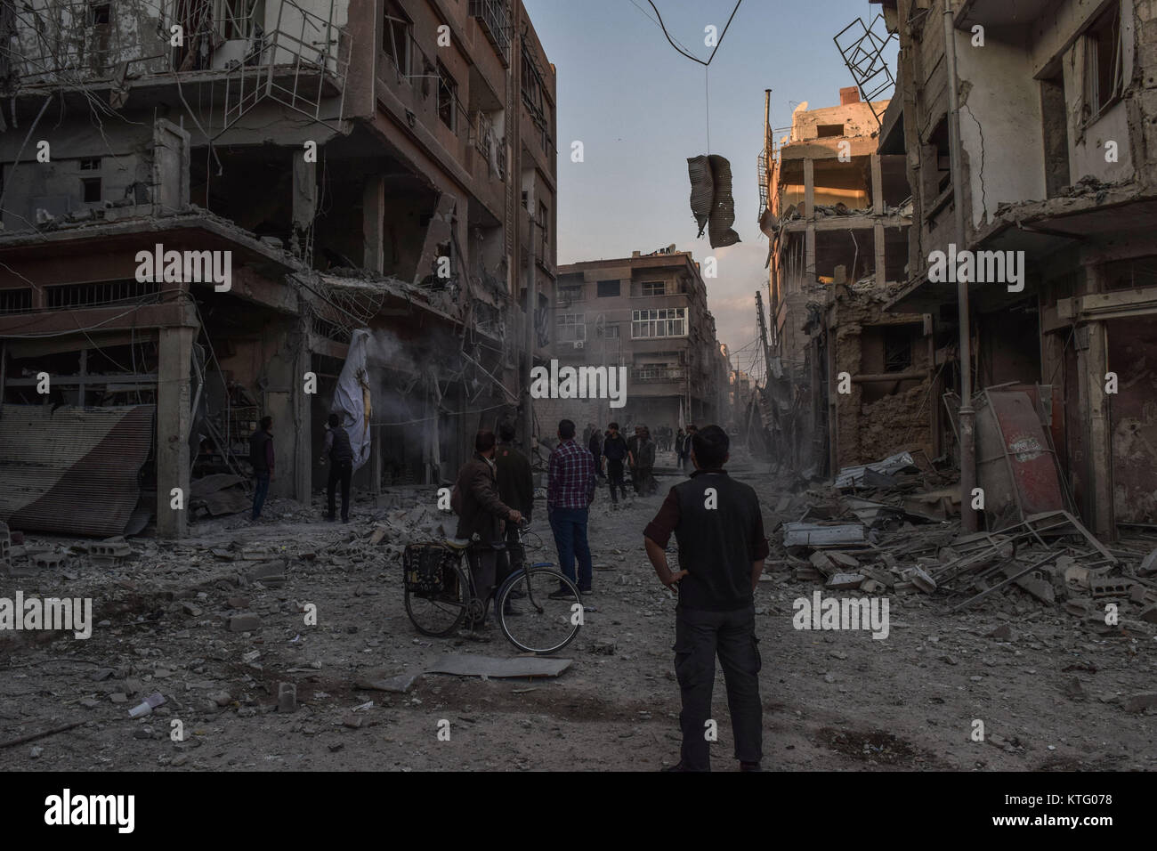 Douma, Damascus, Syria. 19th Dec, 2017. Buildings seen damaged by the ...