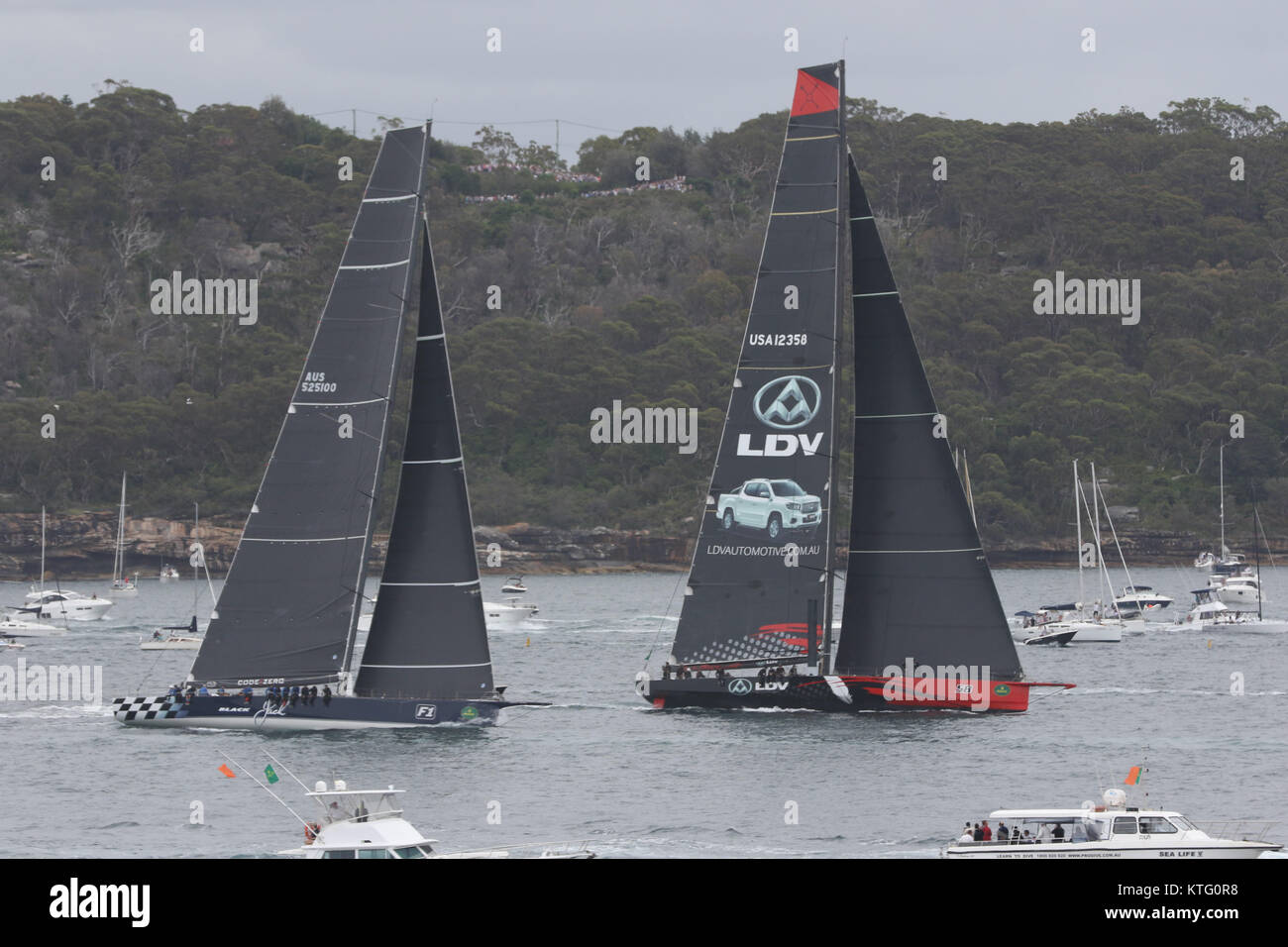 Sydney, Australia. 26 December 2017. Crowds watch from South Head as ...