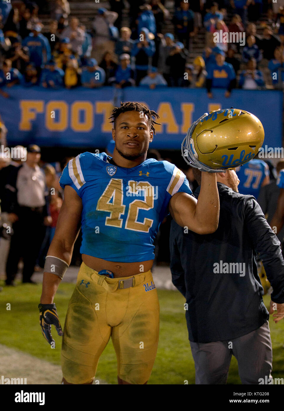 Pasadena, CA. 24th Nov, 2017. UCLA linebacker (42) Kenny Young, who ...