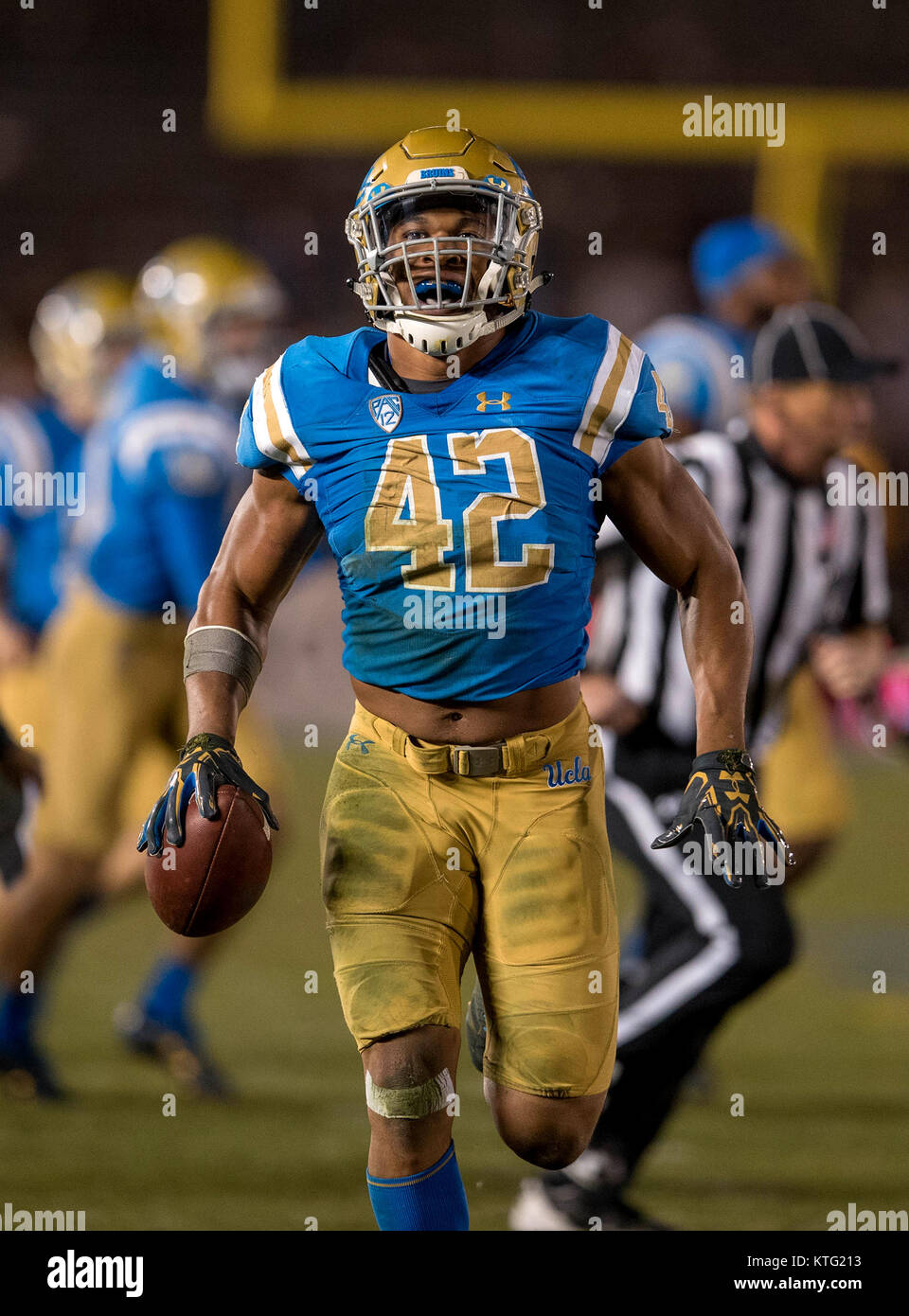 Pasadena, CA. 24th Nov, 2017. UCLA linebacker (42) Kenny Young, who ...