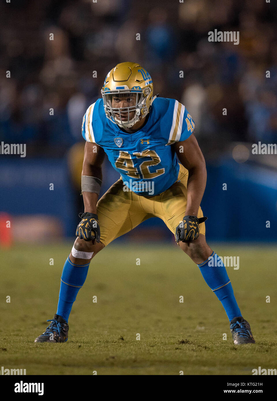 Pasadena, CA. 24th Nov, 2017. UCLA linebacker (42) Kenny Young, who ...