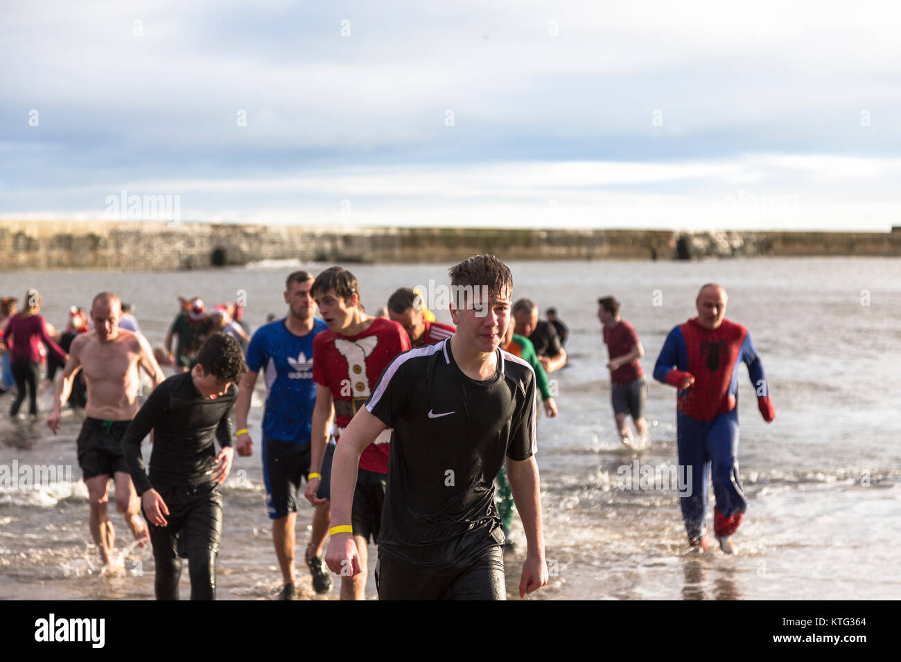 Seaham beach , sunderland hi-res stock photography and images - Alamy