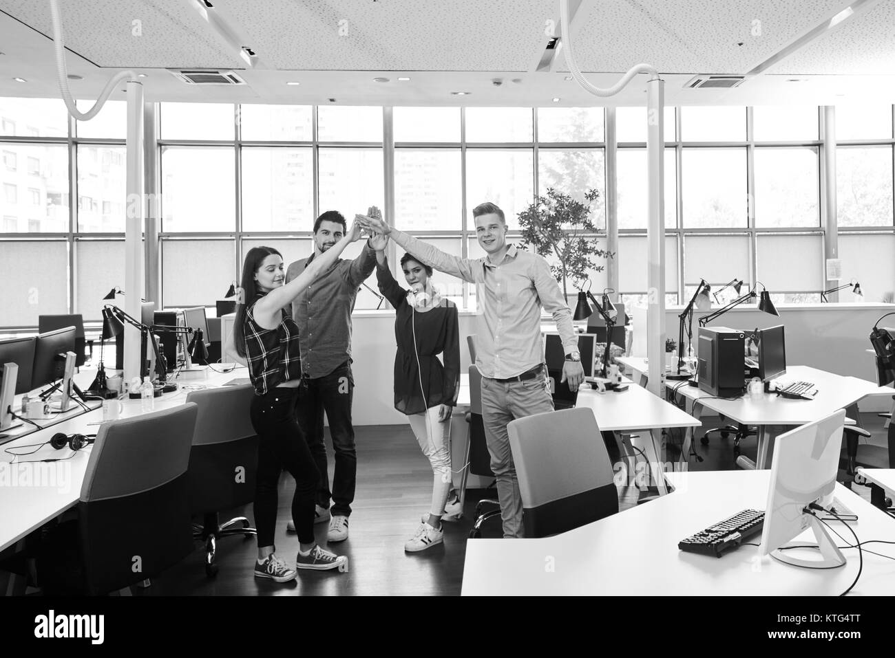 Everyday woman computer Black and White Stock Photos & Images - Alamy