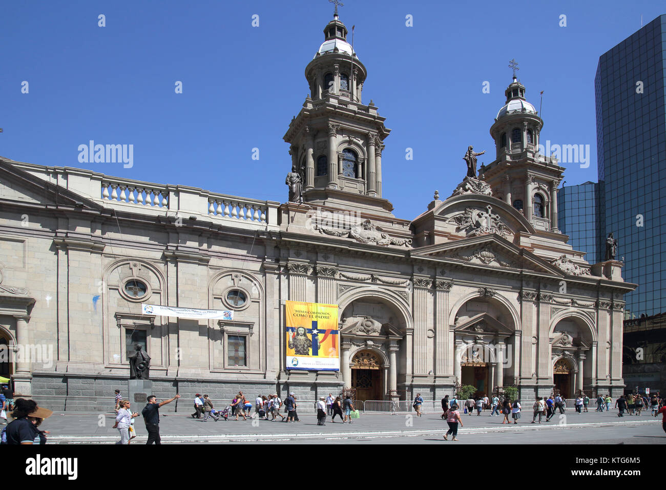 Cathedral of santiago chile hi-res stock photography and images - Alamy