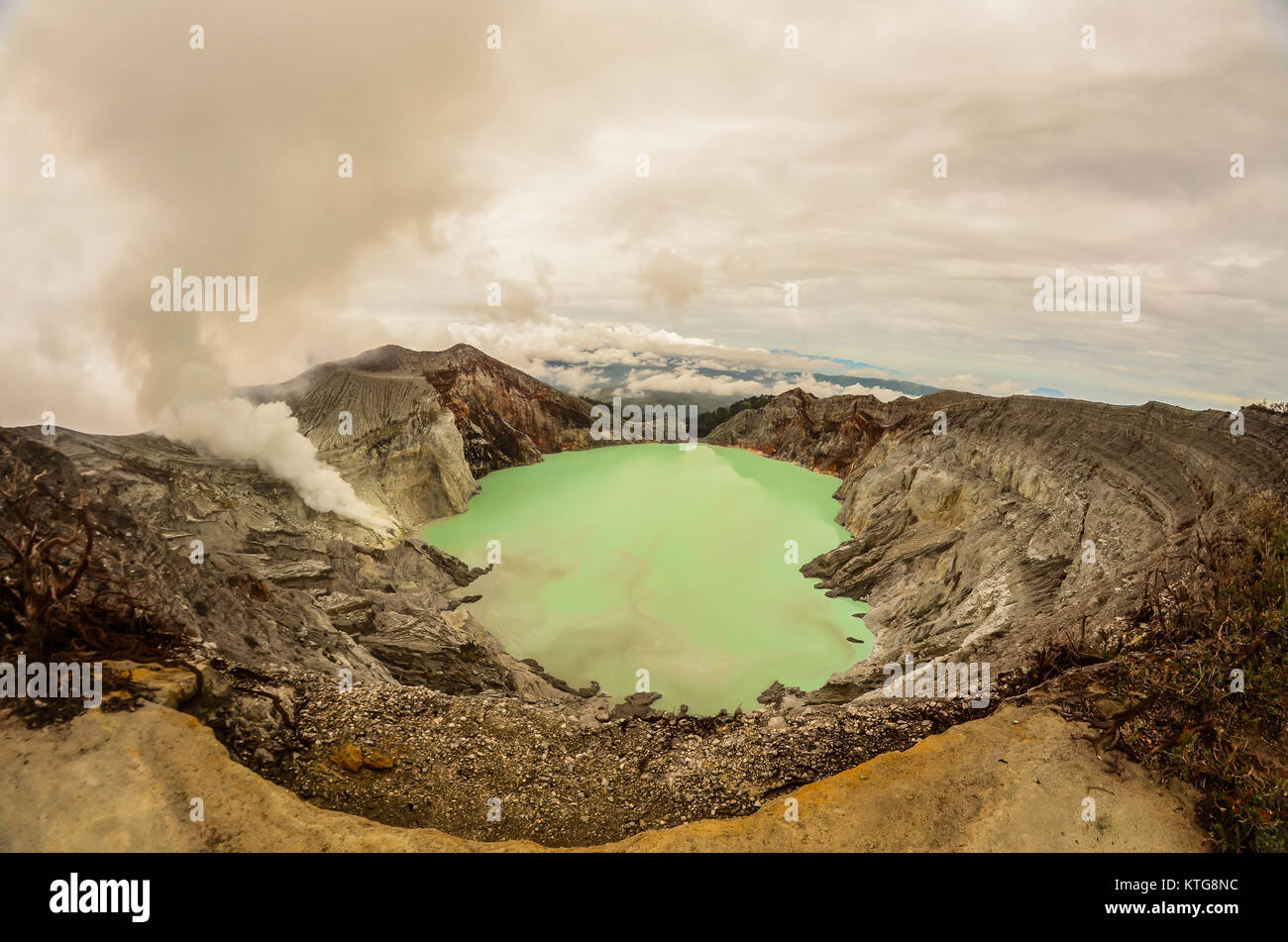 The caldera of Kawah Ijen in Banyuwangi - Indonesia Stock Photo - Alamy