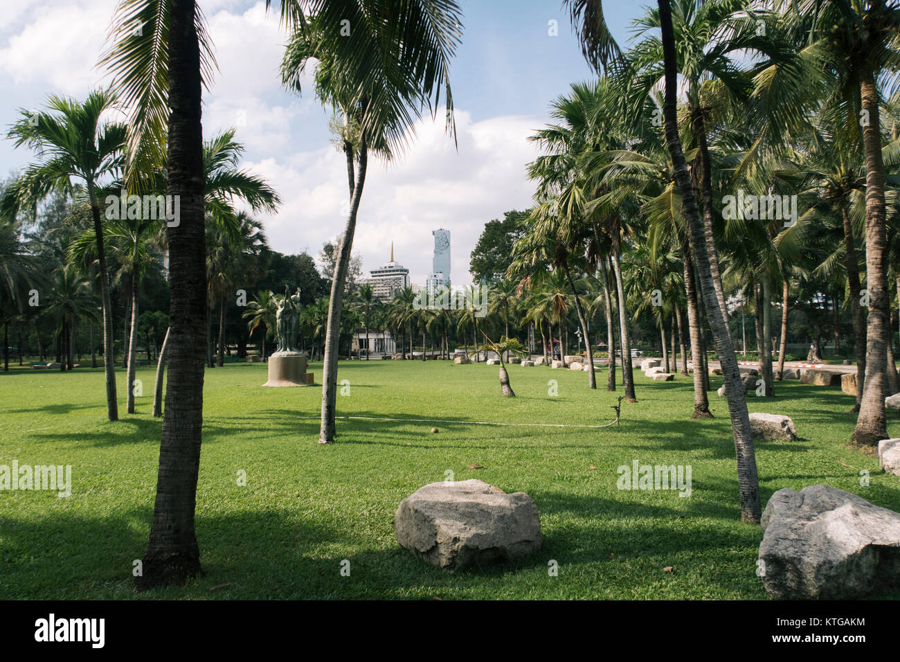 Lumpini park nature hi-res stock photography and images - Alamy