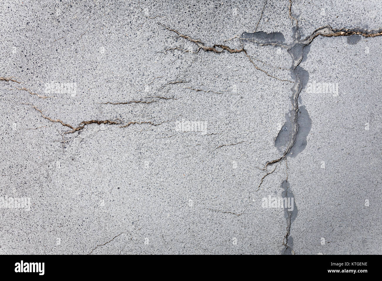 Broken asphalt texture hi-res stock photography and images - Alamy