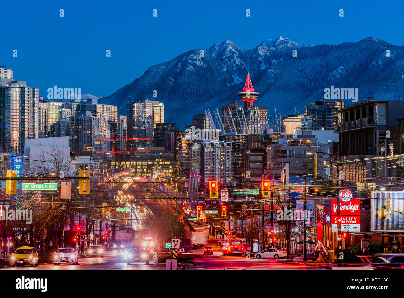 Rush hour morning commute, Vancouver city skyline and North Shore ...