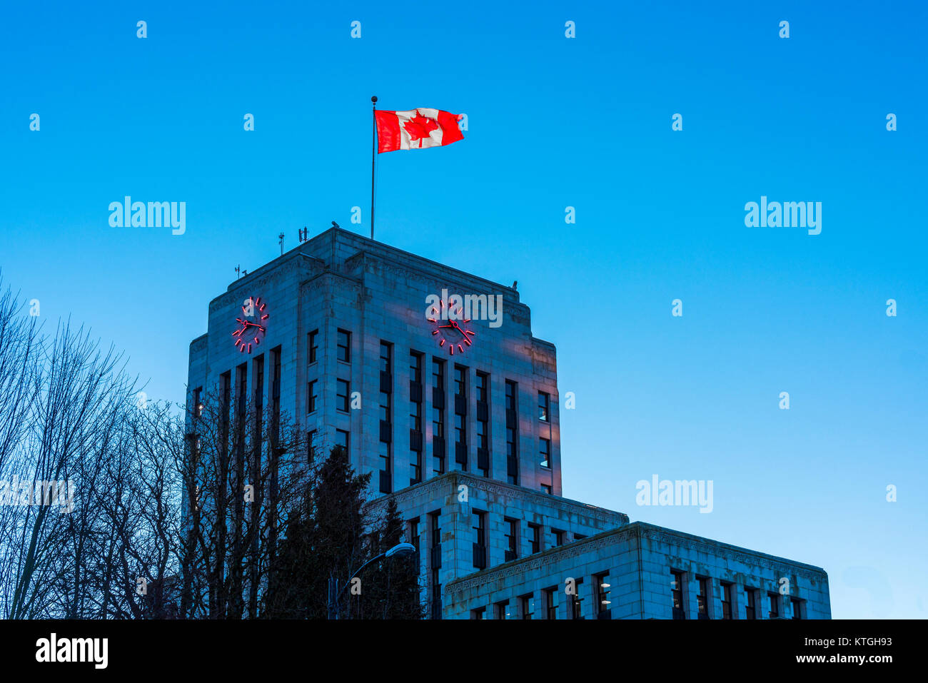 Vancouver city hall hi-res stock photography and images - Alamy