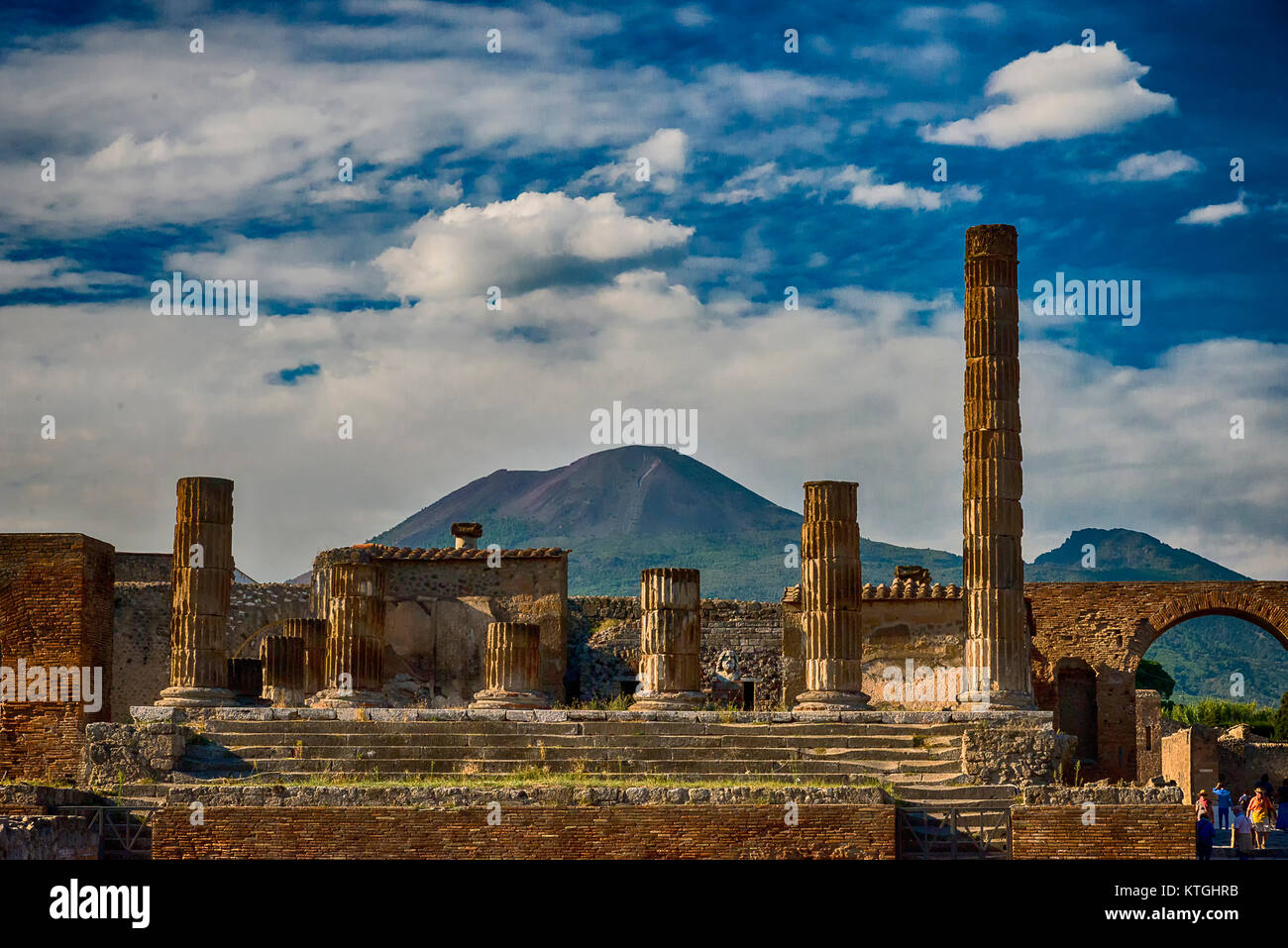 View of the Pompei ruins and Vesuvius volcano in background Stock Photo ...