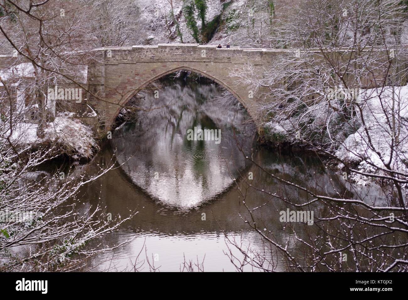 Brig O Balgownie after Snow, 13th Century Gothic Arch Bridge, Old ...