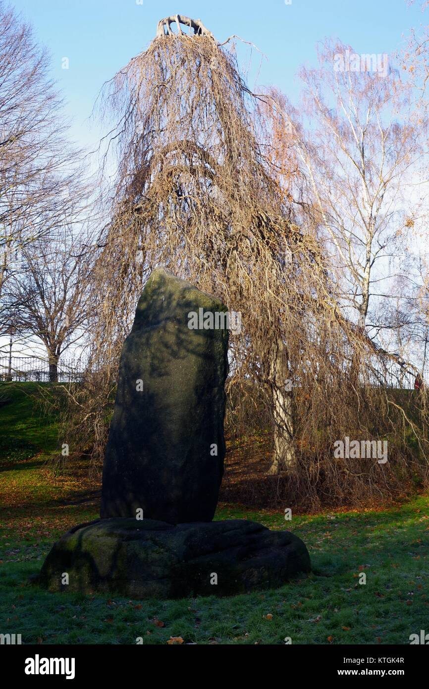 Standing Stone Monolith and Leafless Winter Tree. Hyde Park, London, UK ...
